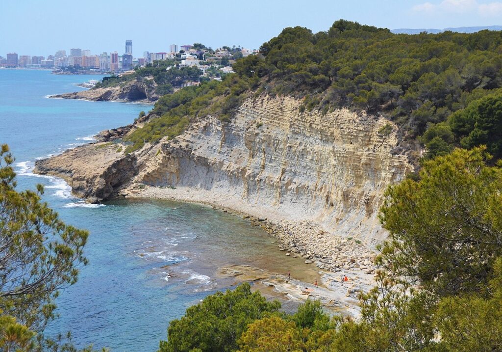Calas cerca de Valencia para disfrutar este verano al máximo